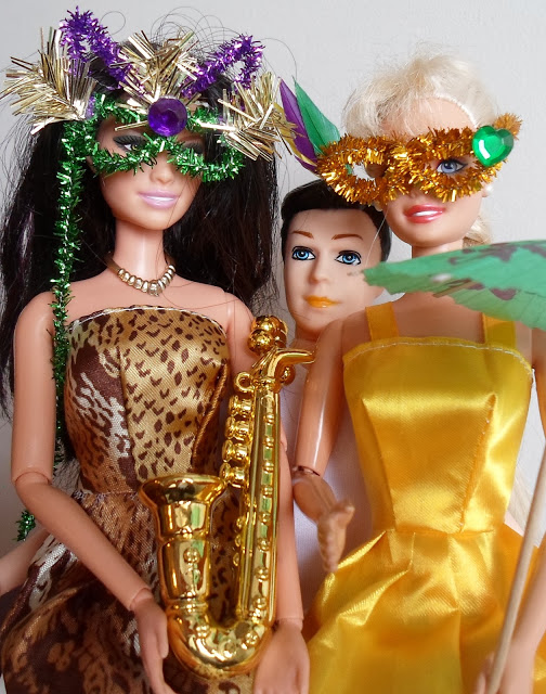 Happier Than A Pig In Mud: Wednesday ReView: Mardi Gras-Beignets ...