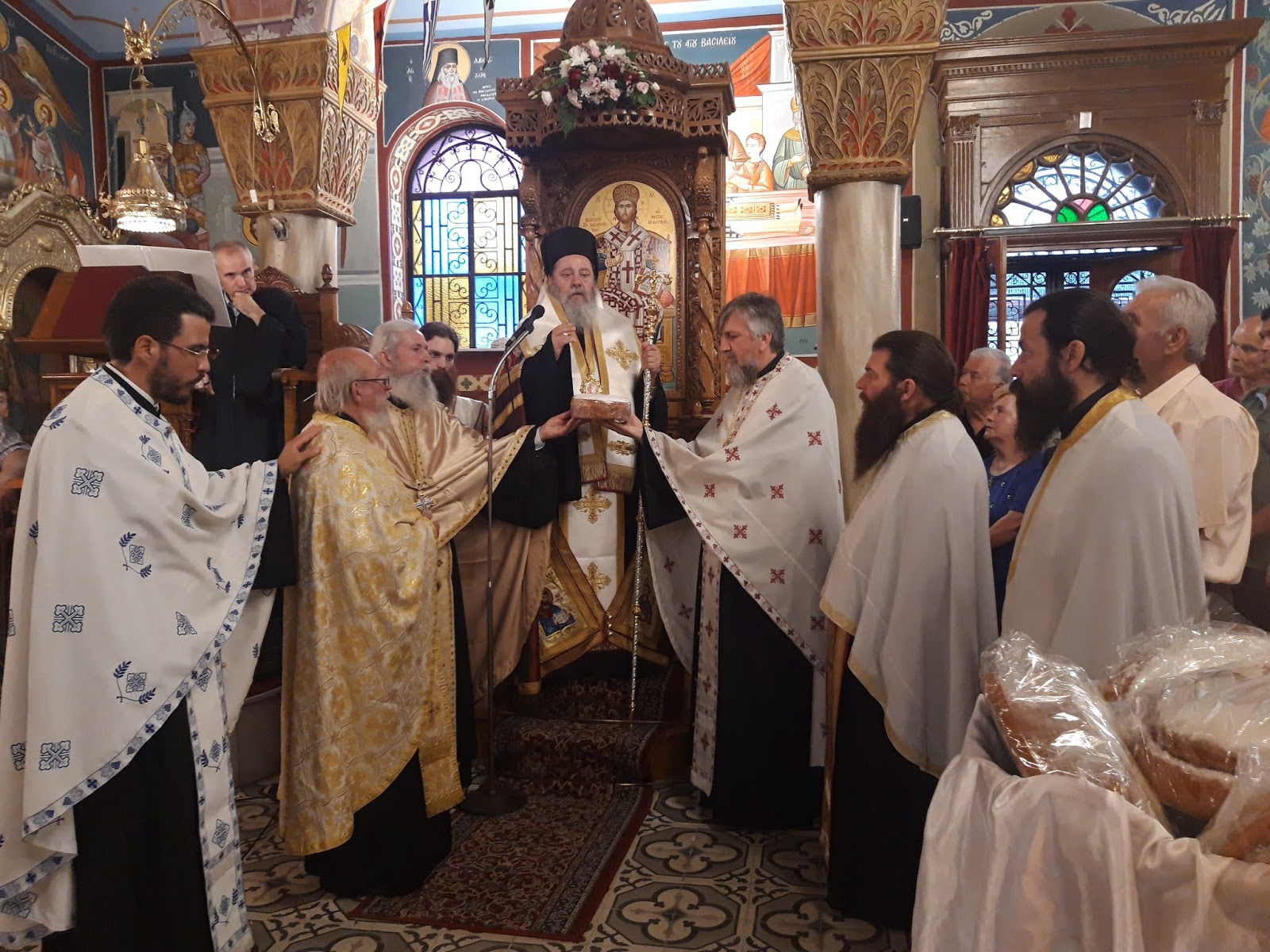 Θεοφιλέστατος Επίσκοπος Κερνίτσης κ. ΧΡΥΣΑΝΘΟΣ: Ο ΕΠΙΣΚΟΠΟΣ ΚΕΡΝΙΤΣΗΣ ...