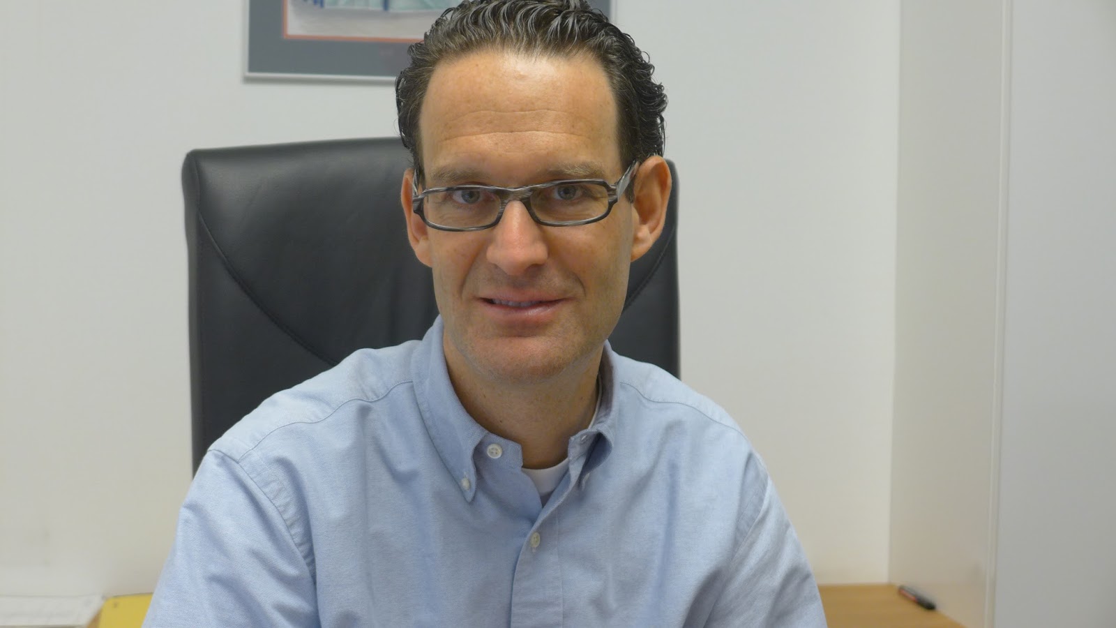 Redaktion Emons: Bürger machen es möglich: Frank Lenz gibt den Vorsitz ...