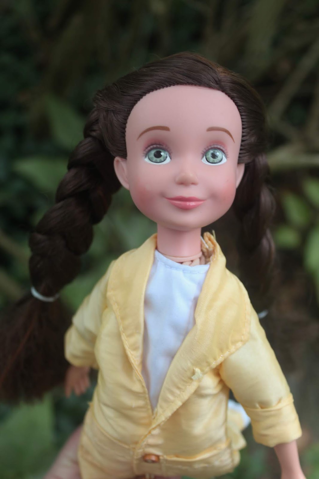 PLANET OF THE DOLLS: Doll-A-Day 2019 #238: Lizzy