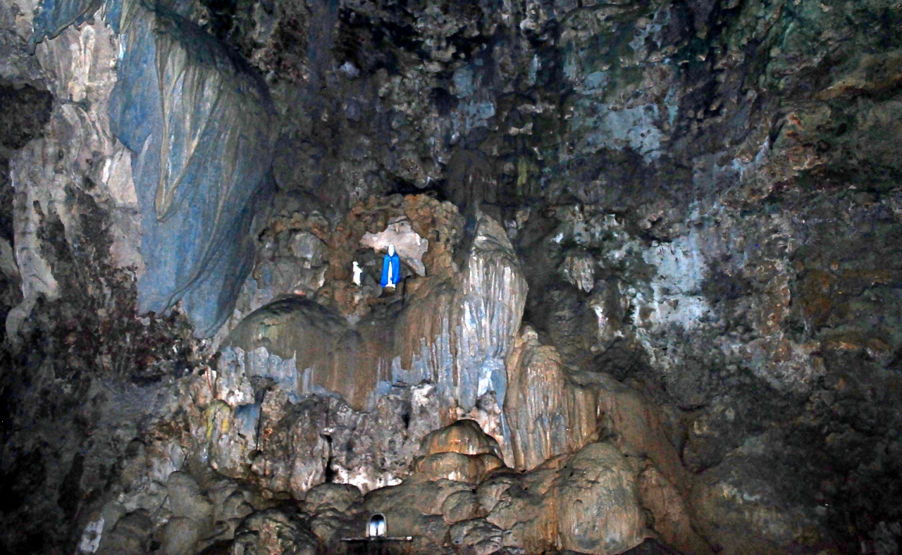 Chamber Hopping at Callao Cave | Tuguegarao - Nomadic Experiences