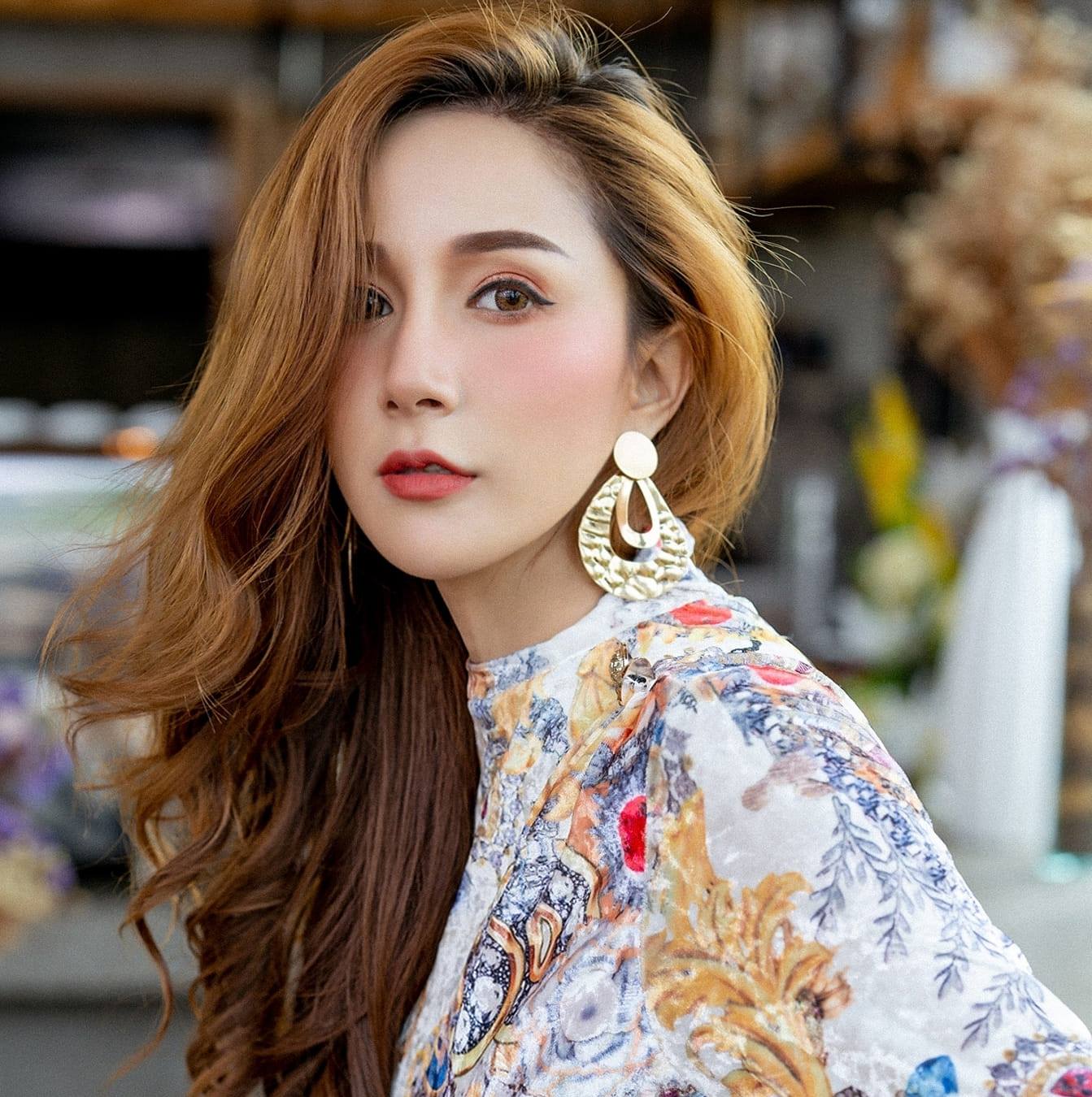 Model Natthar Saoung