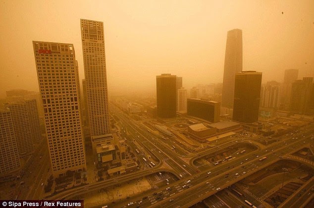 the Sententious Vaunter: waiting for the (yellow) dust to settle