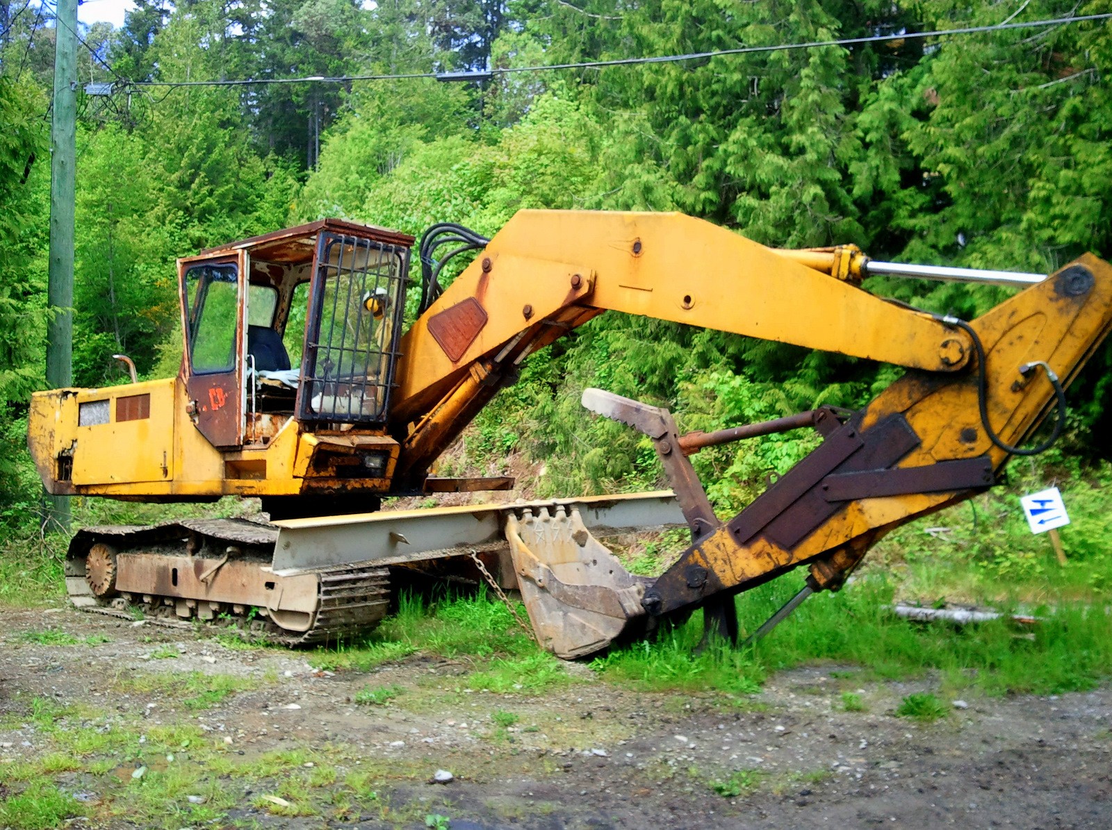 McLaren MP4-12C: Old JCB Excavator....and the stories to go with it