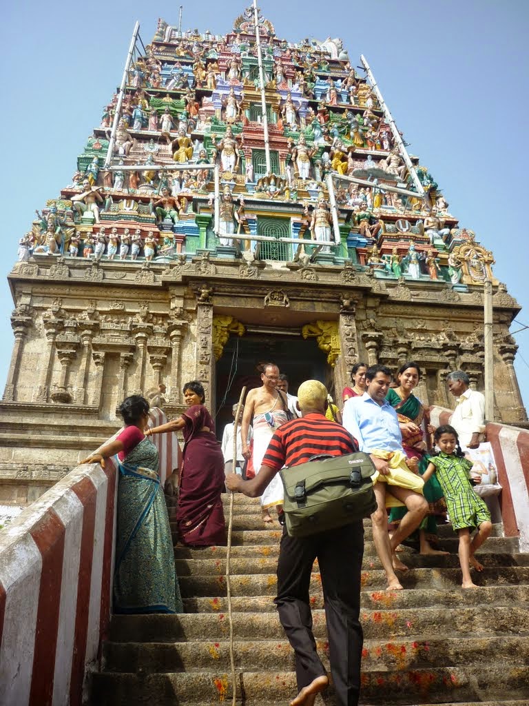 Sai Student: Experiences and Musings: "Who am I" - A time travel to the ...