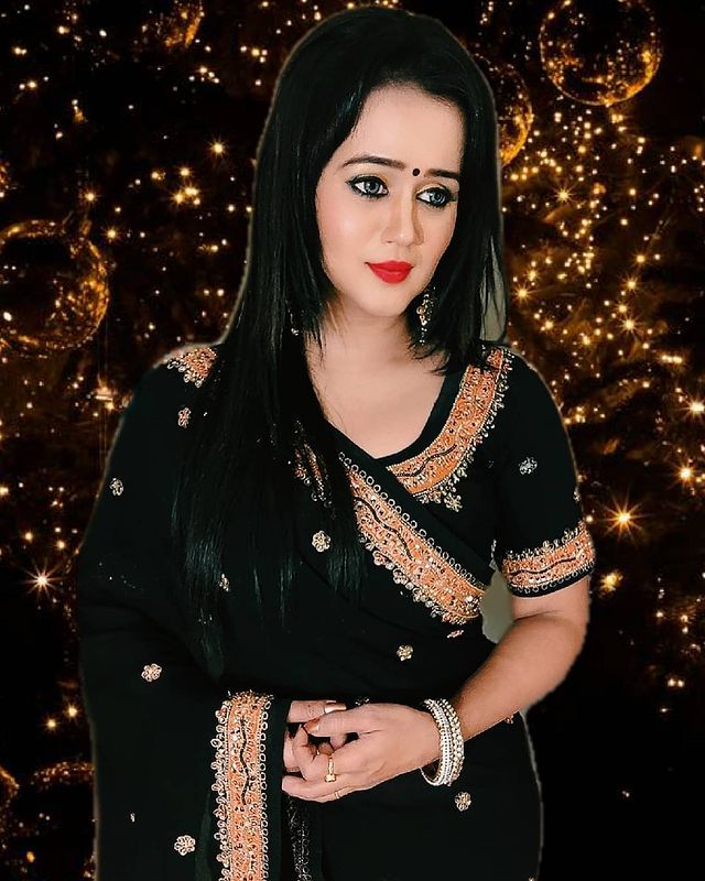 Gunjan Pant Movies, Wikipedia, Age, Affairs, Husband and Online Videos ...