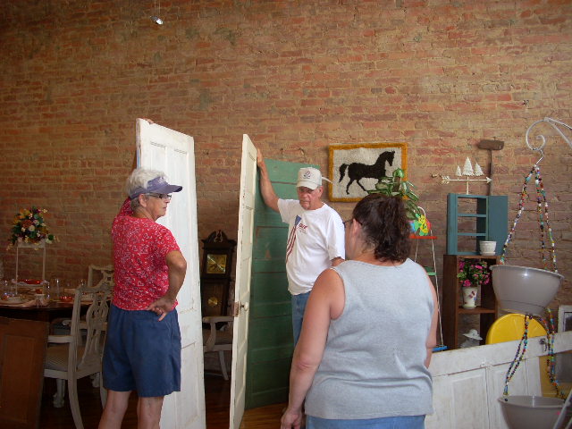 TEXAS JUNKIN' LADIES: JACK'S IS BECOMING A REALITY