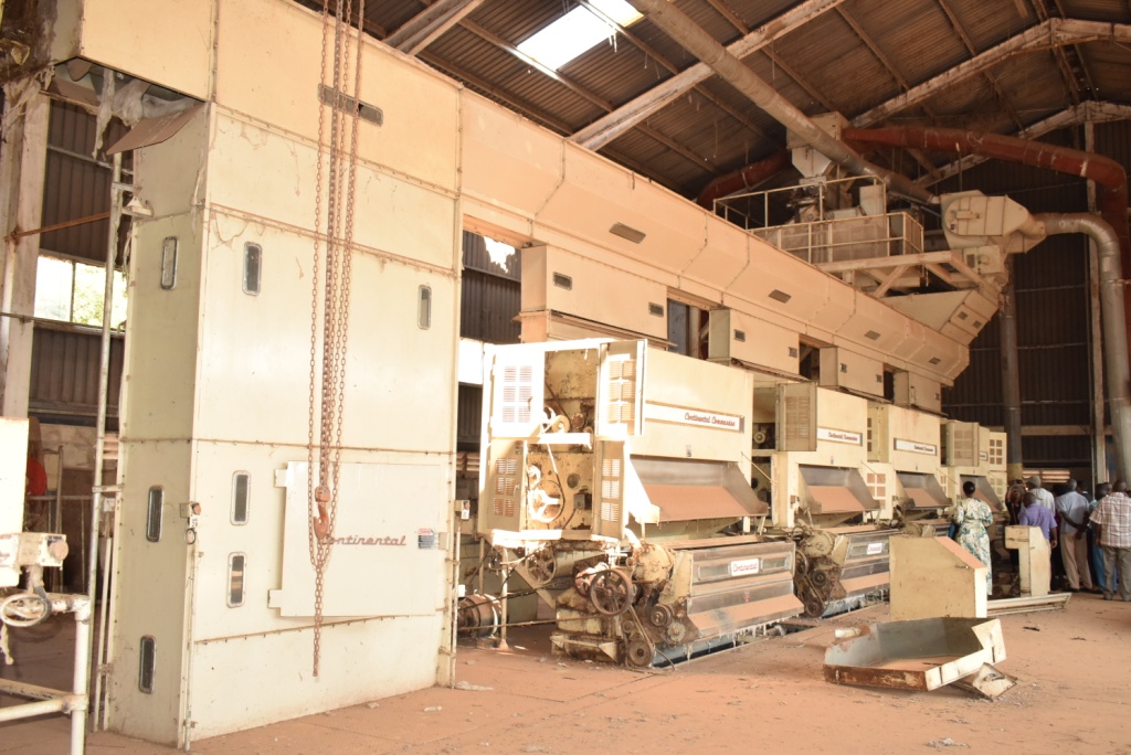 DC MISUNGWI KURATIBU UFUFUAJI KIWANDA CHA PAMBA, MANAWA - Official CCM Blog