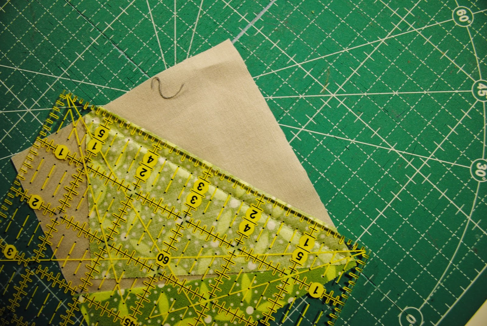 Stash Bee: Hive 3 - July Block Tutorial