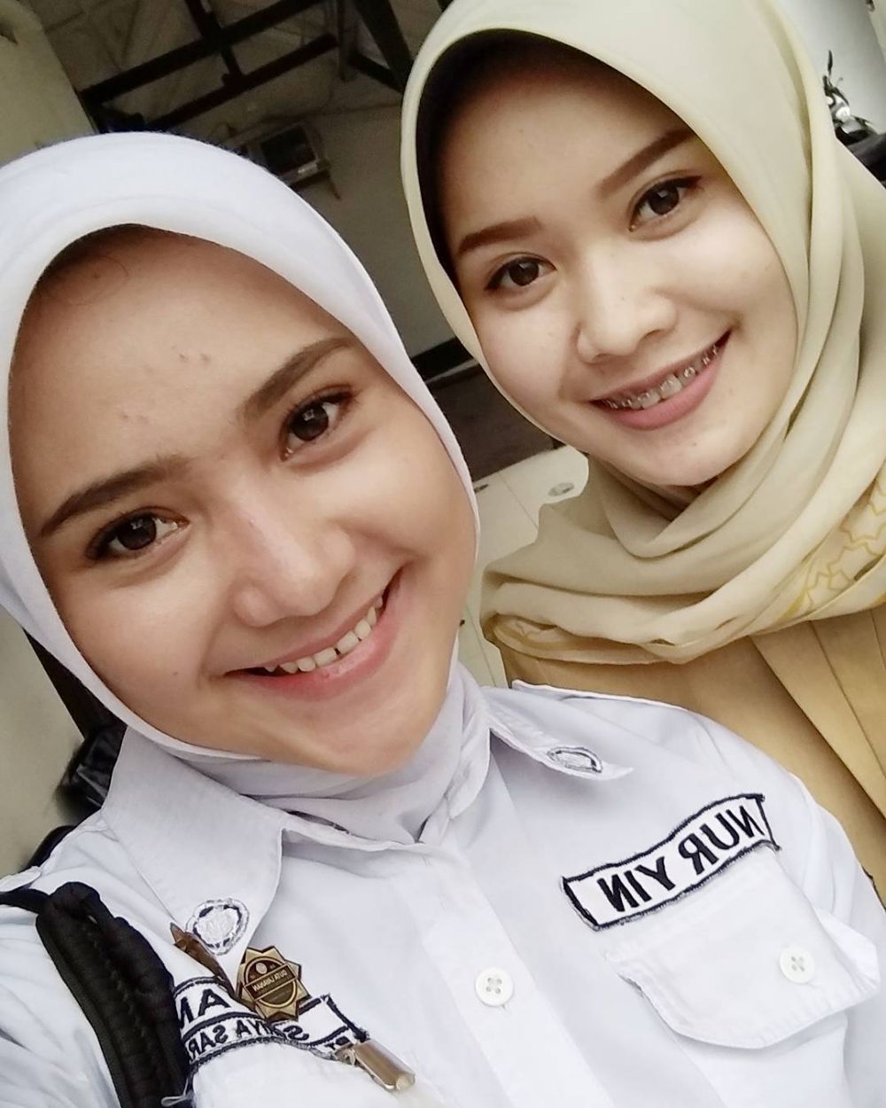 10 Potret cantiknya Nuryin, satpam berhijab yang pernah jadi model... No.9 bikin jomblo mupeng..