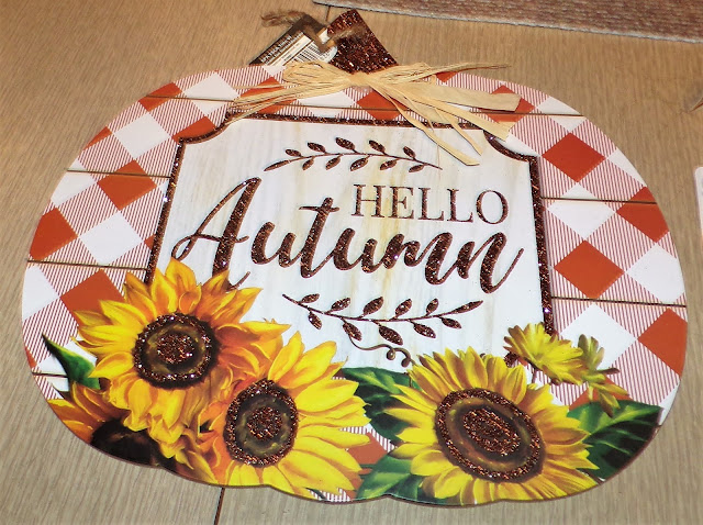 DEBBIE-DABBLE BLOG: Dollar Tree Fall Haul and Crafting