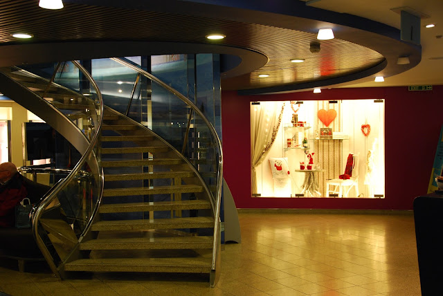 BRITTANY FERRIES: interiors of "ARMORIQUE"