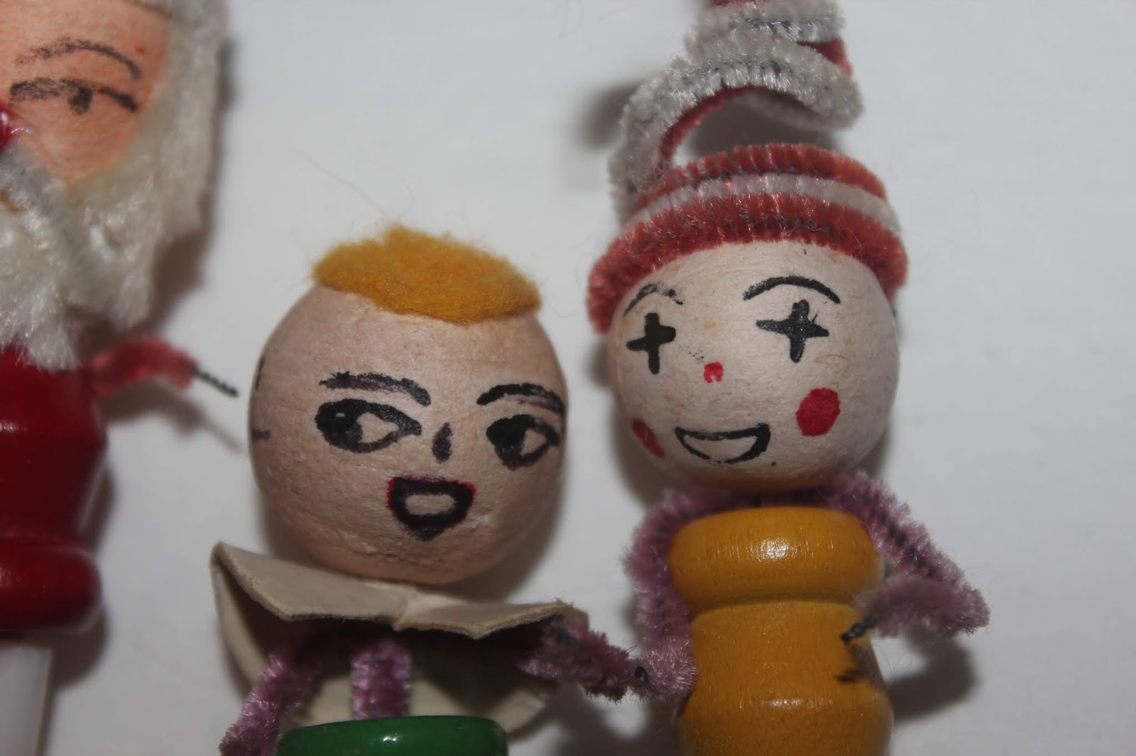 PLANET OF THE DOLLS: Doll-A-Day 2019 #30: Pipe Cleaner Dolls with Spun ...