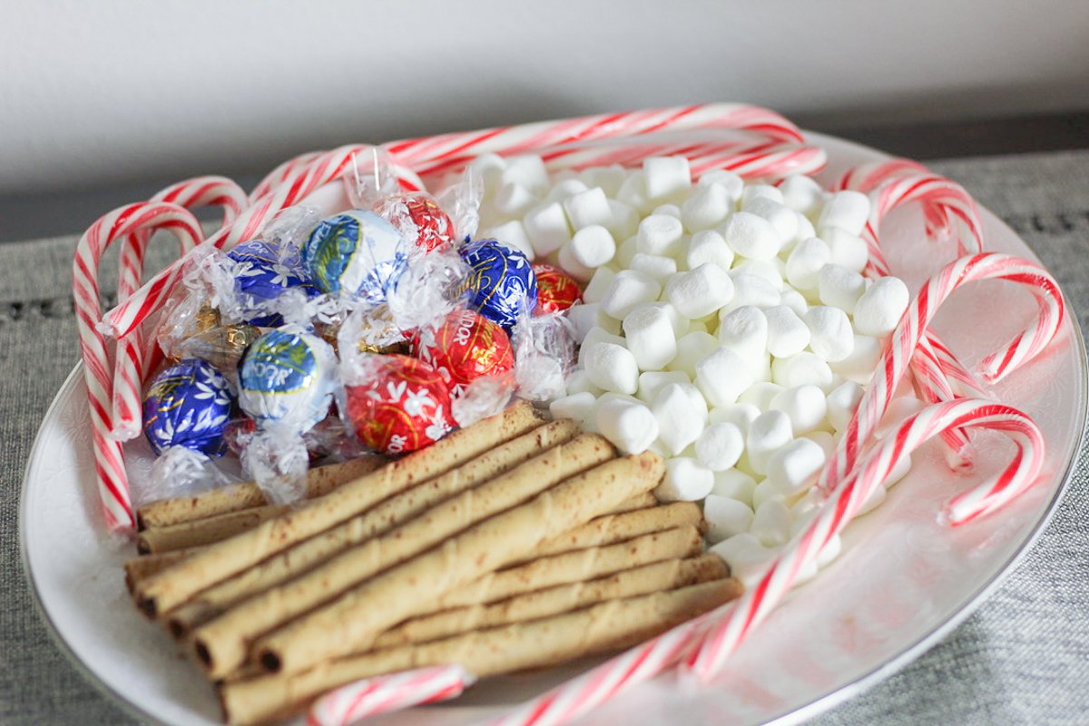 A Merry and Bright Christmas Tea - This Celebrated Life