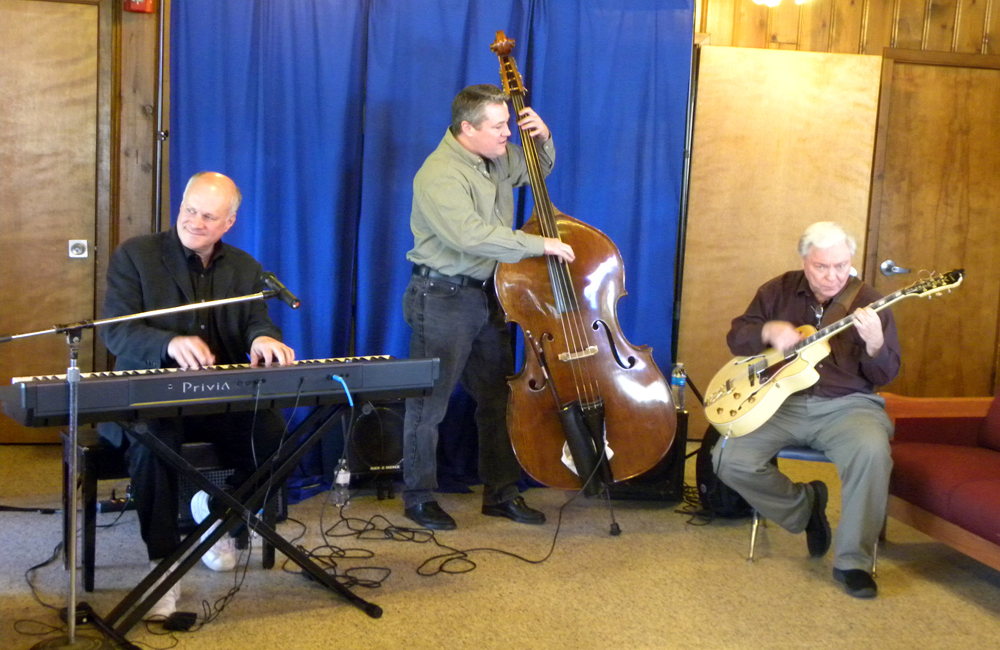 Kansas City Kansan: PHOTOS: KCKCC, Whitmer trade jazz appearances