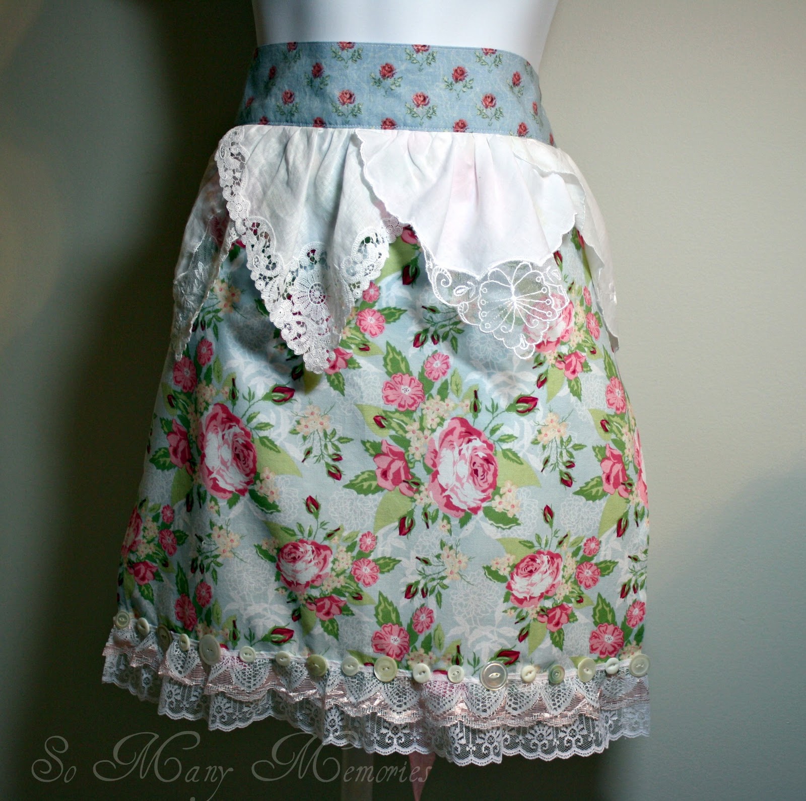 So Many Memories: A Is For Apron ~ Blogtoberfest Day 14