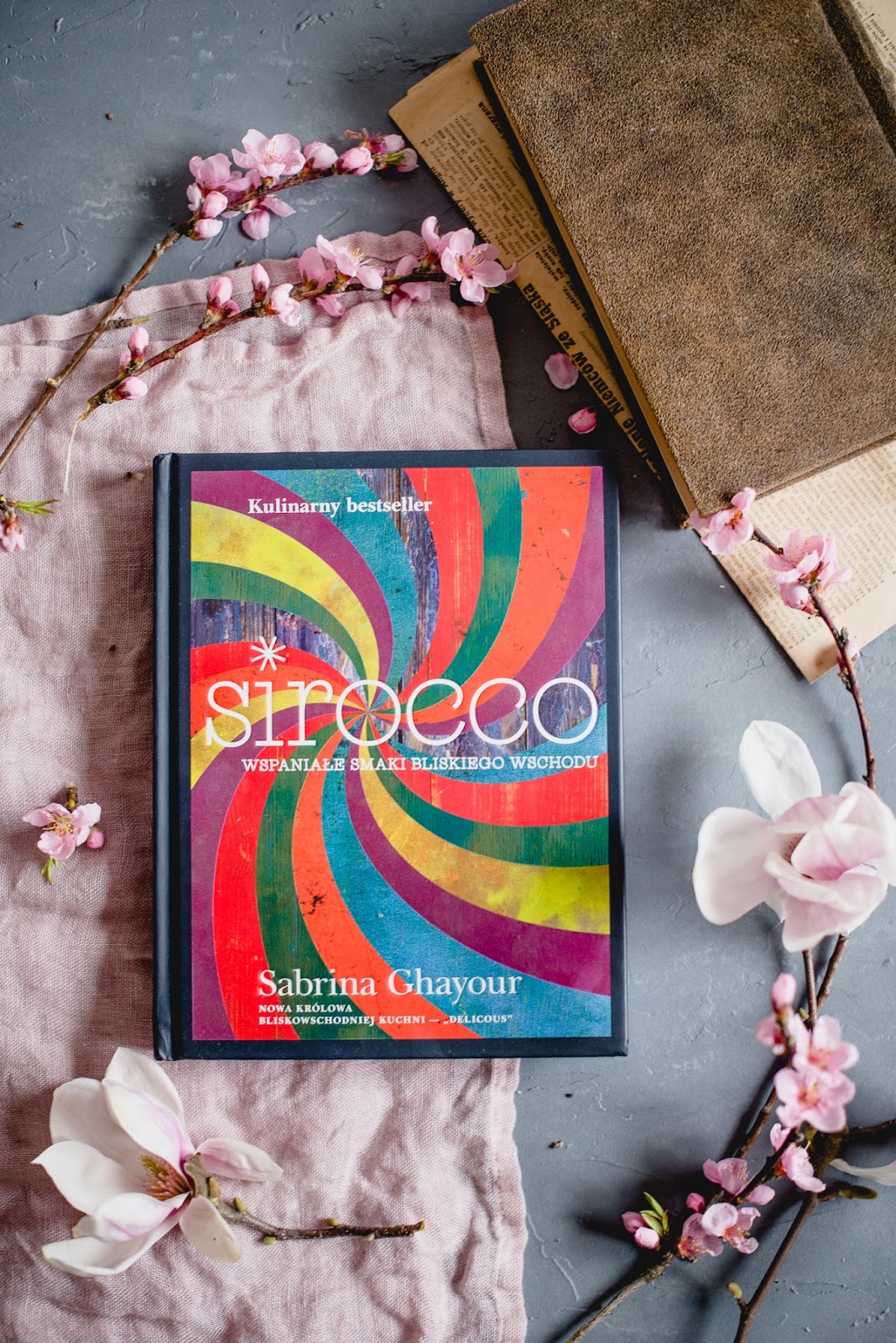 EVERYDAY FLAVOURS: DIP BURACZANY I KILKA SŁÓW O KSIĄŻCE SIROCCO.