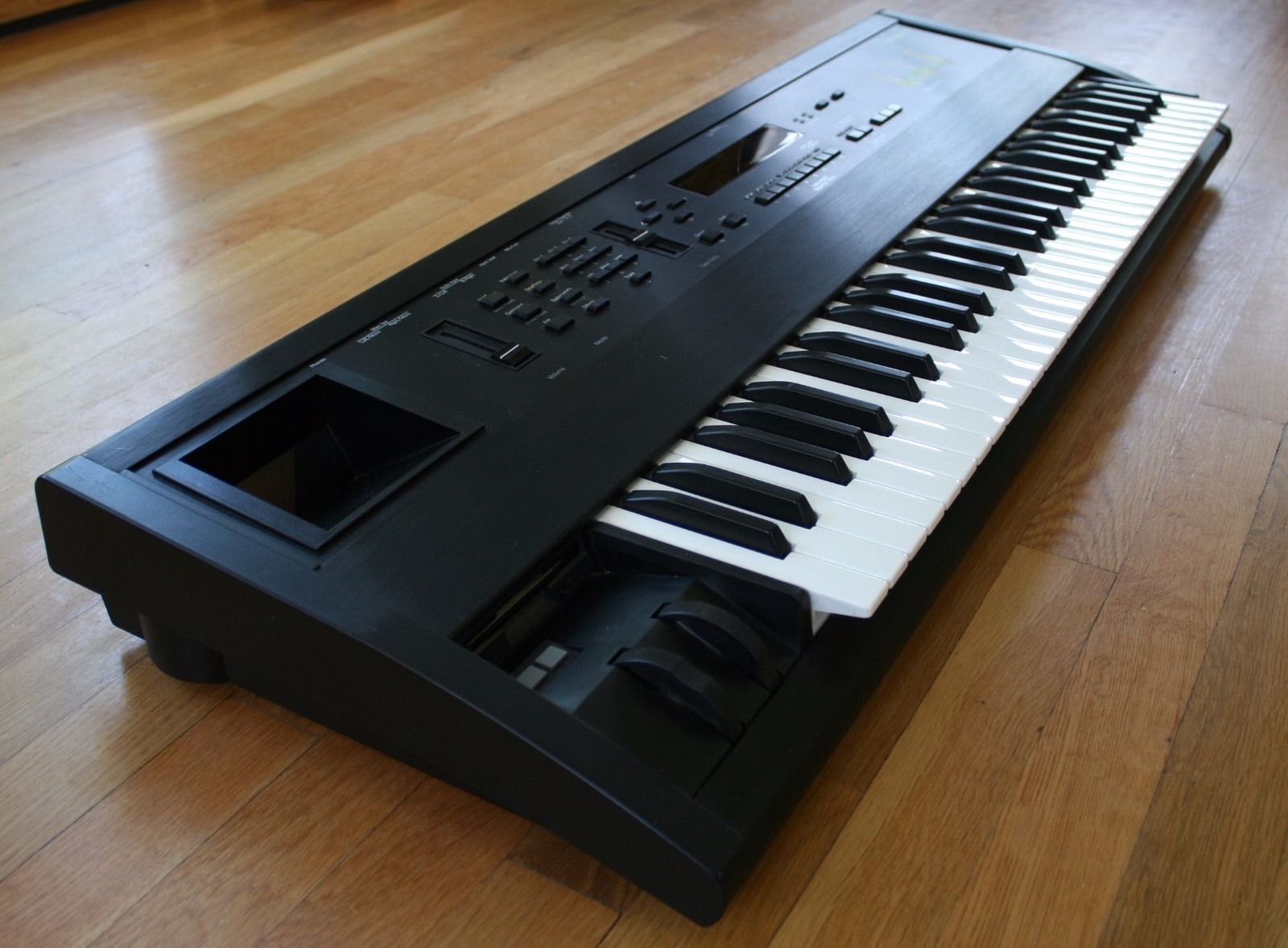 MATRIXSYNTH: Ensoniq ASR 10 Sampler Keyboard with Disks SN ASR-18659