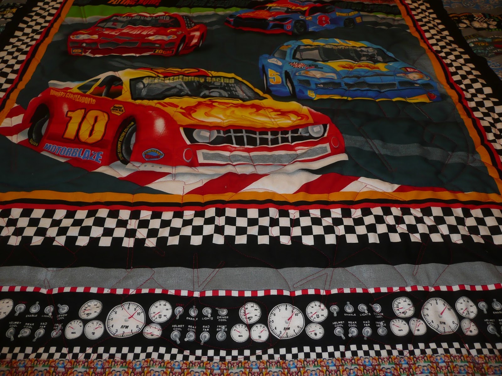 Acorn Ridge Quilting: Karyl's Race Track #2