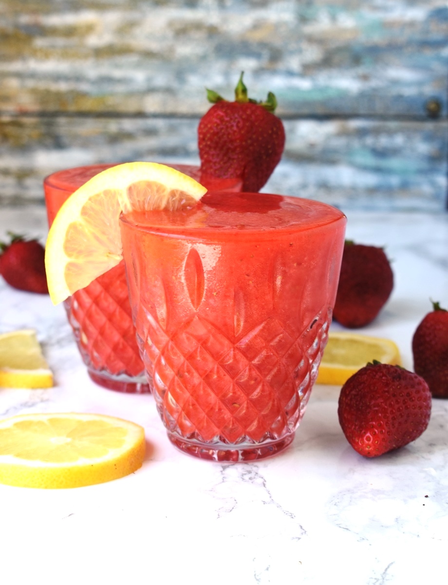Frozen Strawberry Lemonade | The Nutritionist Reviews