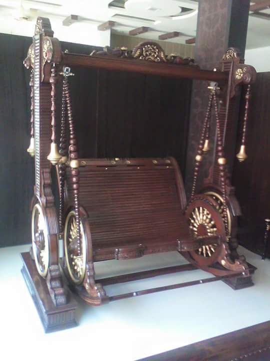 40 Beautiful Wooden Jhoola Designs | Wooden Jhula For Living Room ...