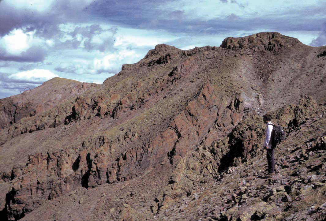 Tipe Lava Gunung Api Basalt, Andesit dan Riolit - Geograph88