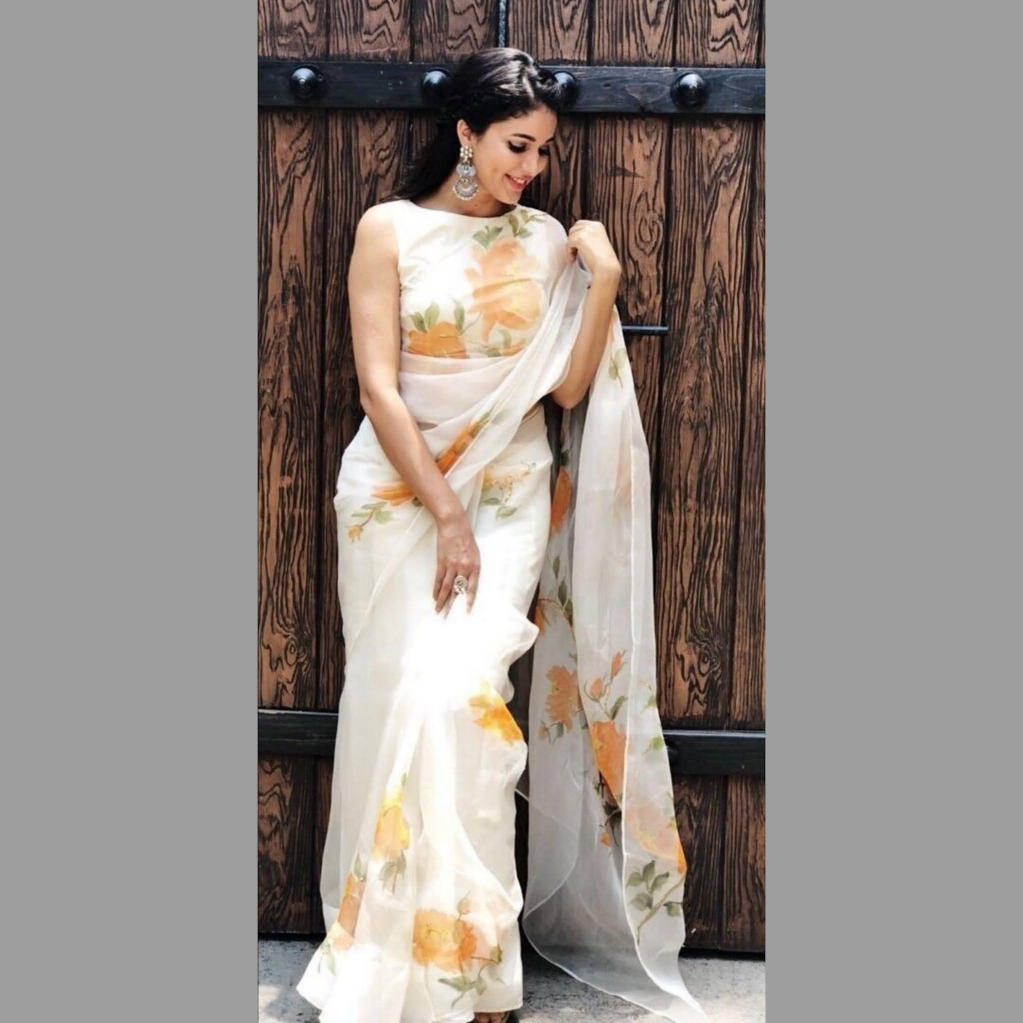 How To Pose In Sari's/Does & Dont's/