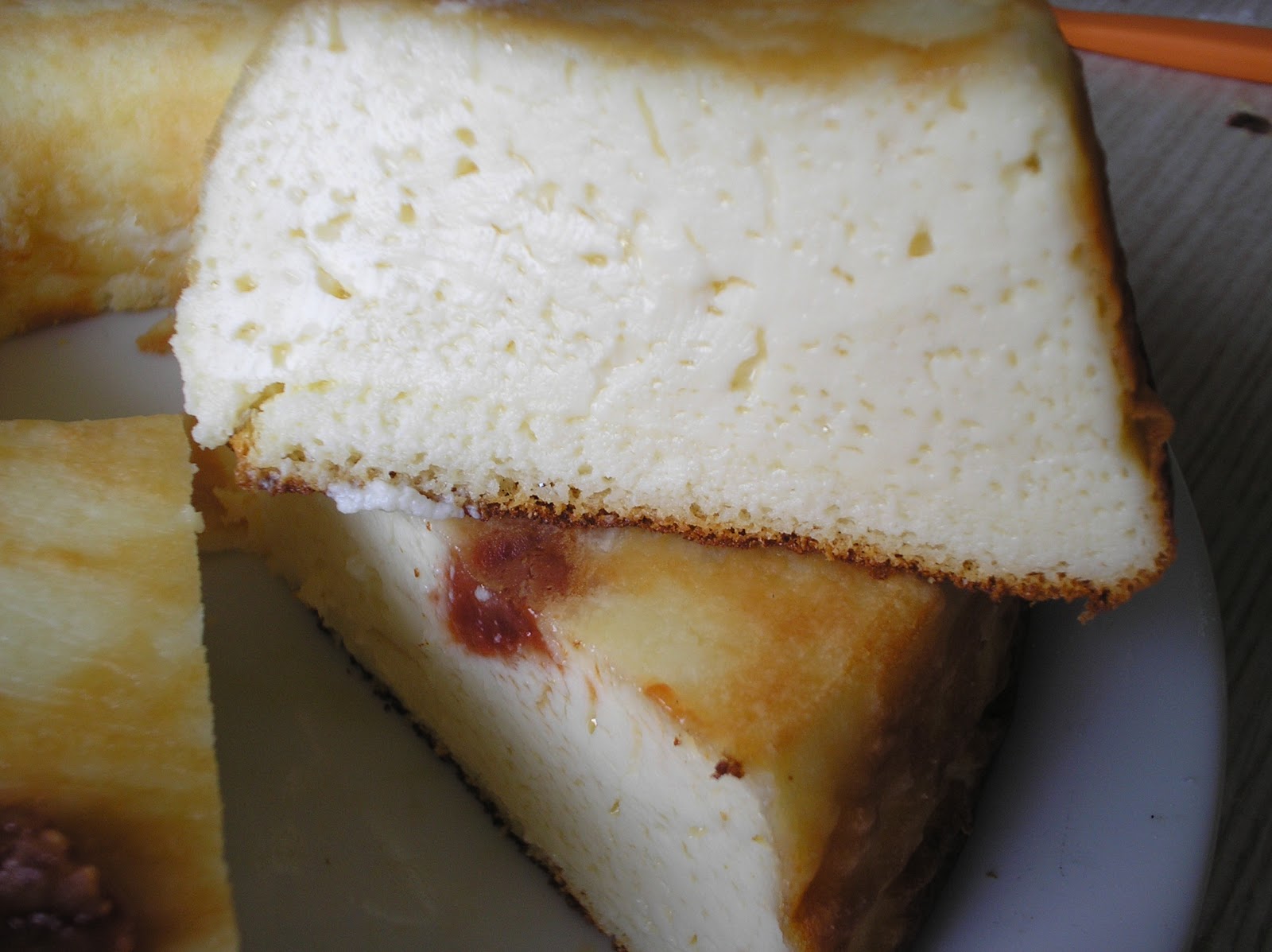 Delicias da nerica: BOLO DE RICOTA COM GOIABADA