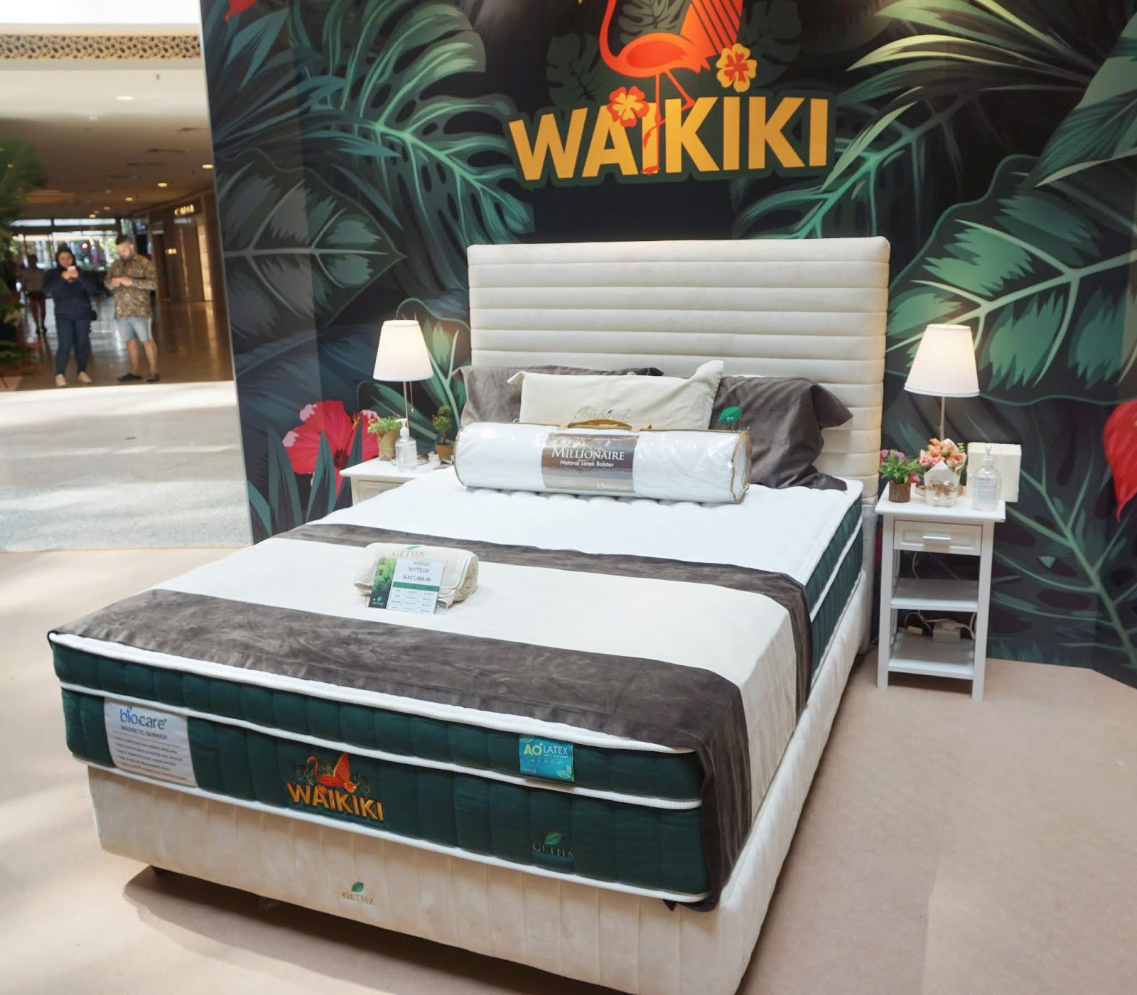 Aloha Getha Roadshow at Mid Valley