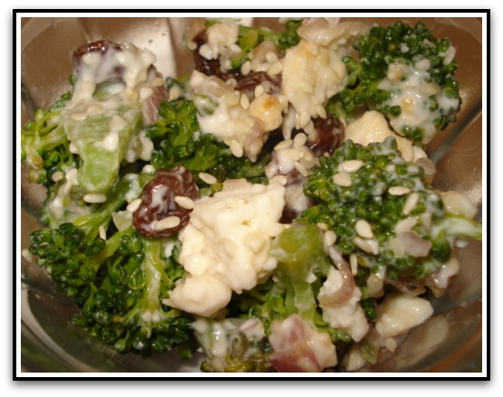 Les recettes de Passionarts et plus...: Salade de brocoli et feta