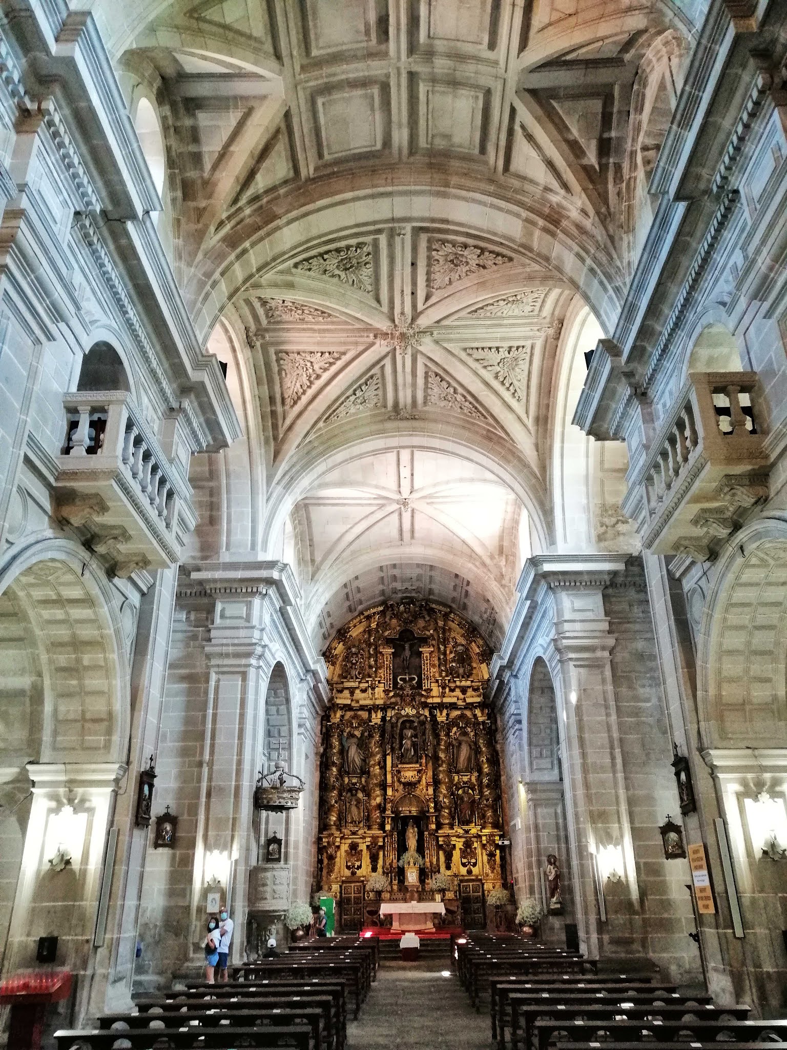 El monasterio de San Juan de Poio - Un Destino Entre Mis Manos