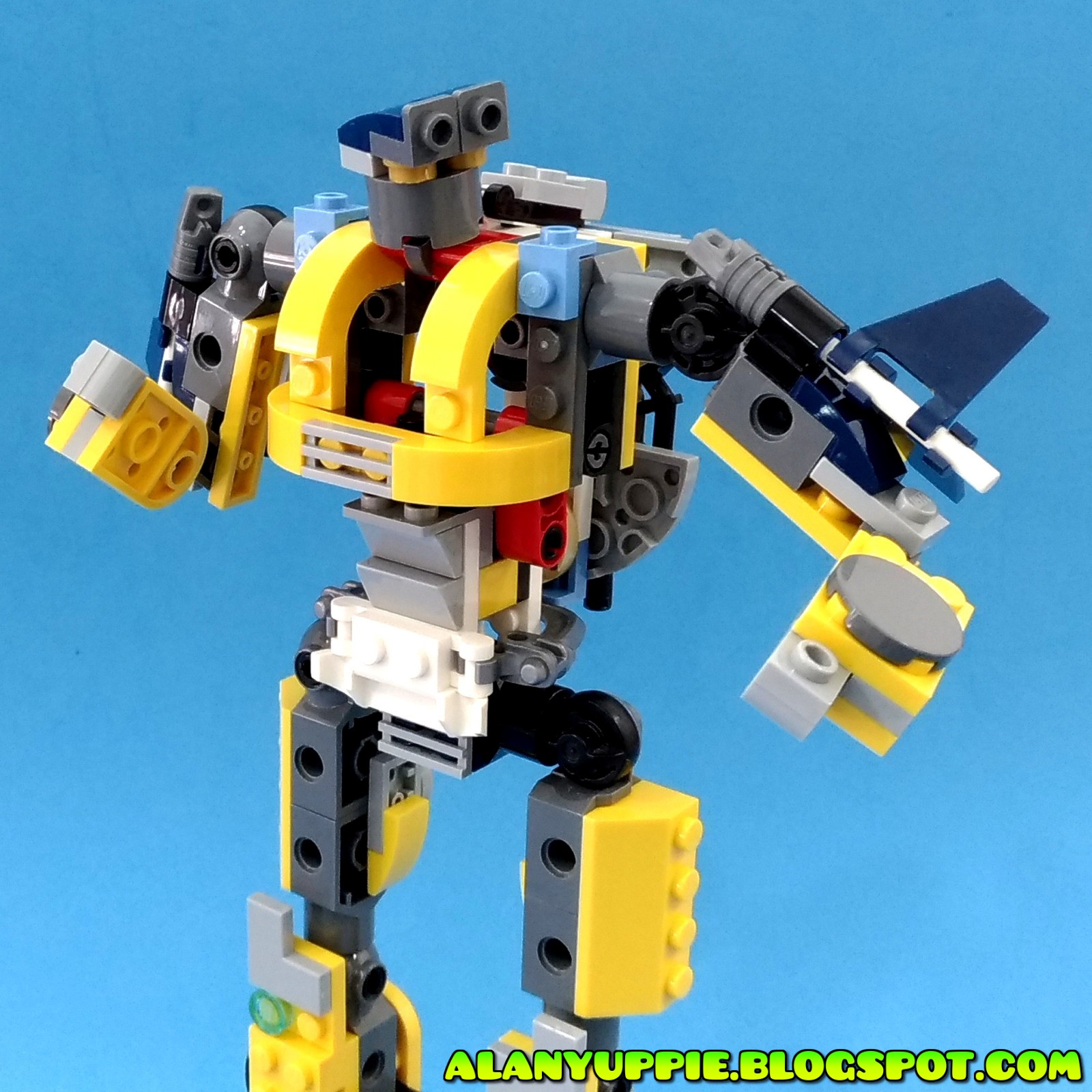 Alanyuppie's LEGO Transformers: Video Tutorial: Transformer Speedboat ...