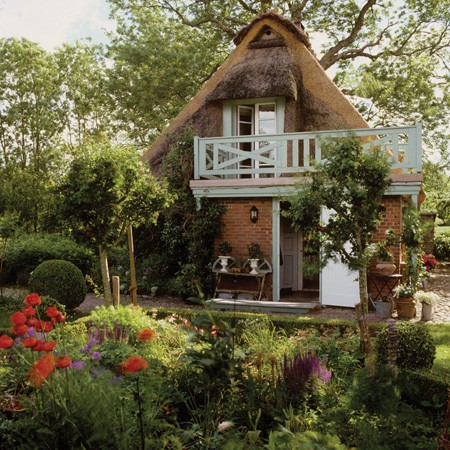 New Home Interior Design: Traditional Cottages