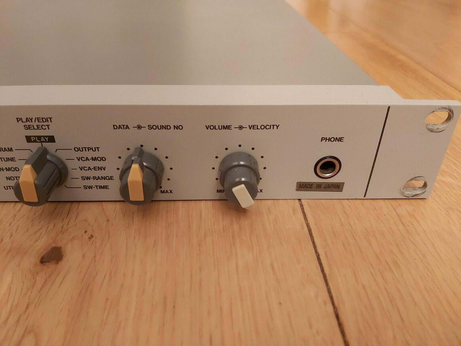 MATRIXSYNTH: AKAI XE8 DRUM EXPANDER - 19" RACK - SYNTH MODULE - MANUAL ...