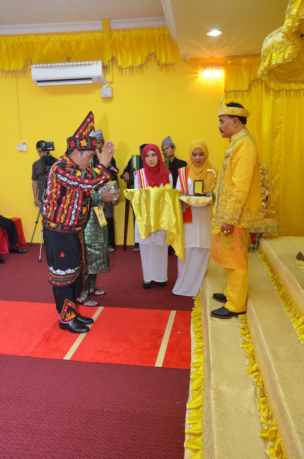 "SULTAN MELAKA DARUL ISLAM" OFFICIAL BLOG: MAJLIS ADAT ISTIADAT RAJA ...