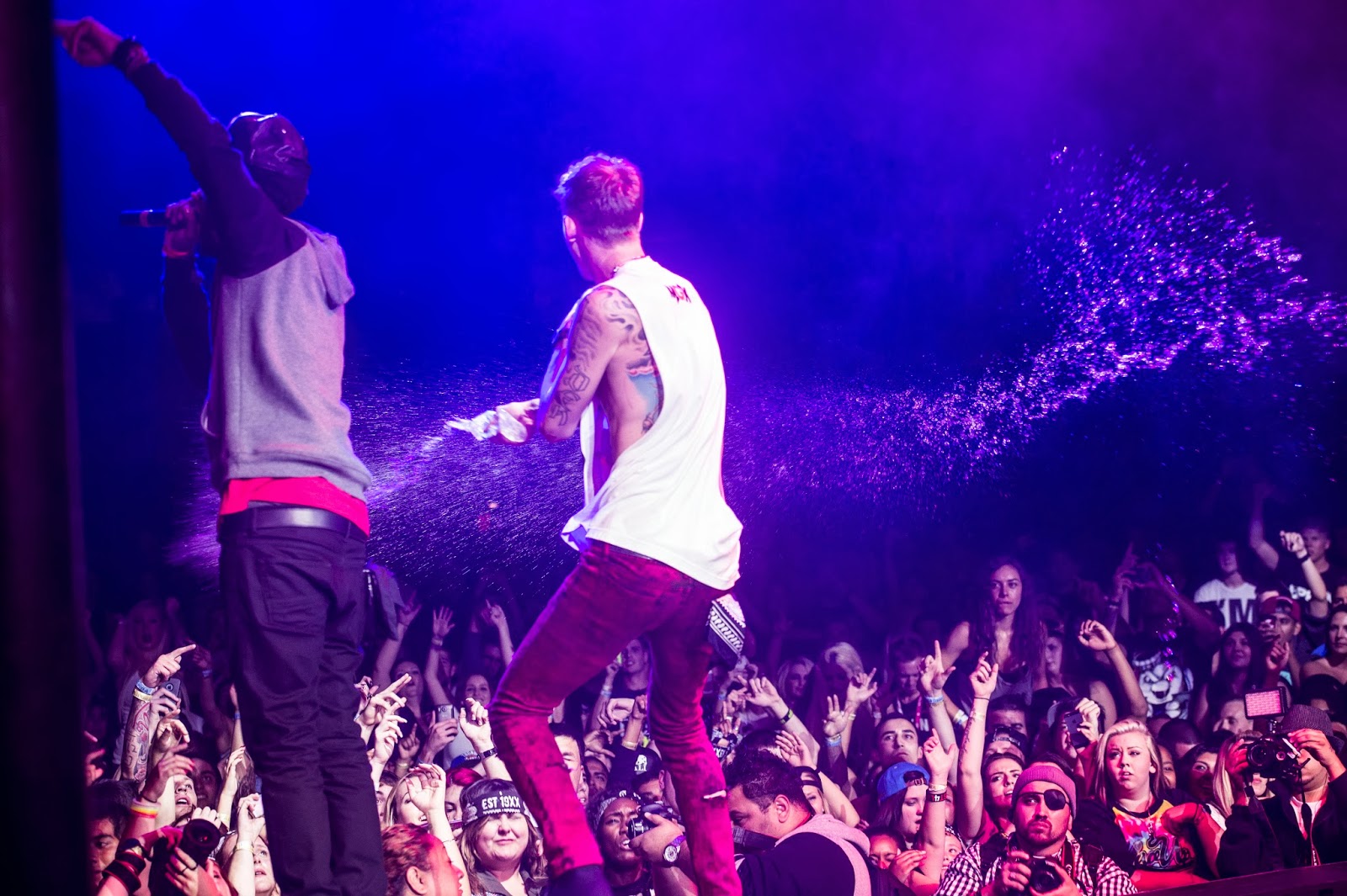 Sidewayz Fun: MGK in Santa Ana