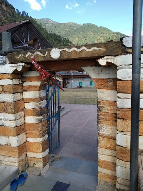 Hindu Temples of India: Mahasu Devta Temple, Hanol – The Temple