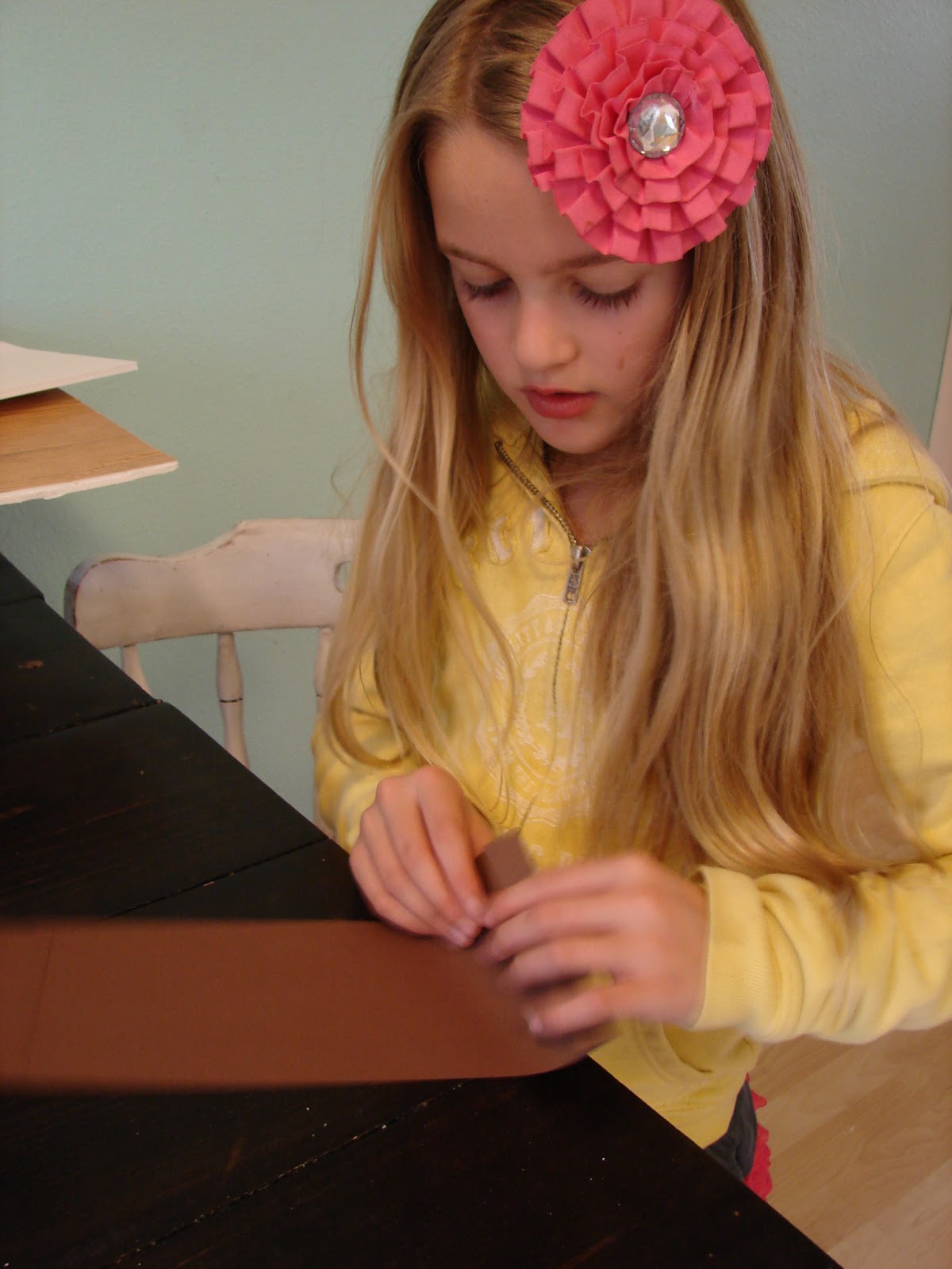 kid craft monday {turkey} - A girl and a glue gun