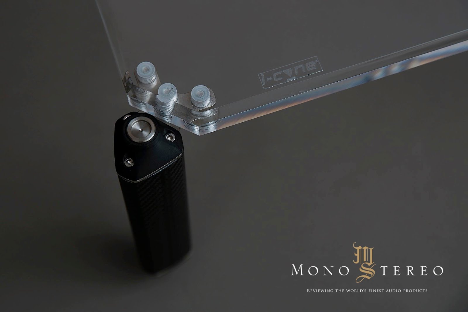 The New i-cone audio rack – M & S | Ultimate High-Fidelity