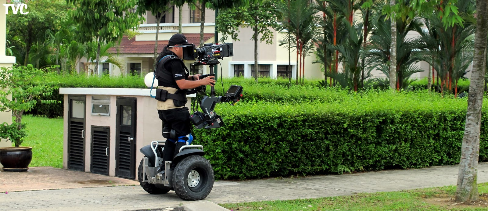 Steadicam Operators Haris Hue: Segway - TV Commercial ( Omega 3 )