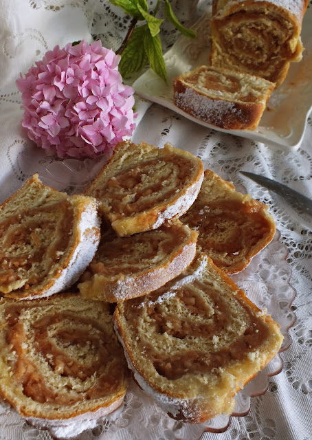 Astal Kuhinja Ravnice: Štrudla sa jabukama