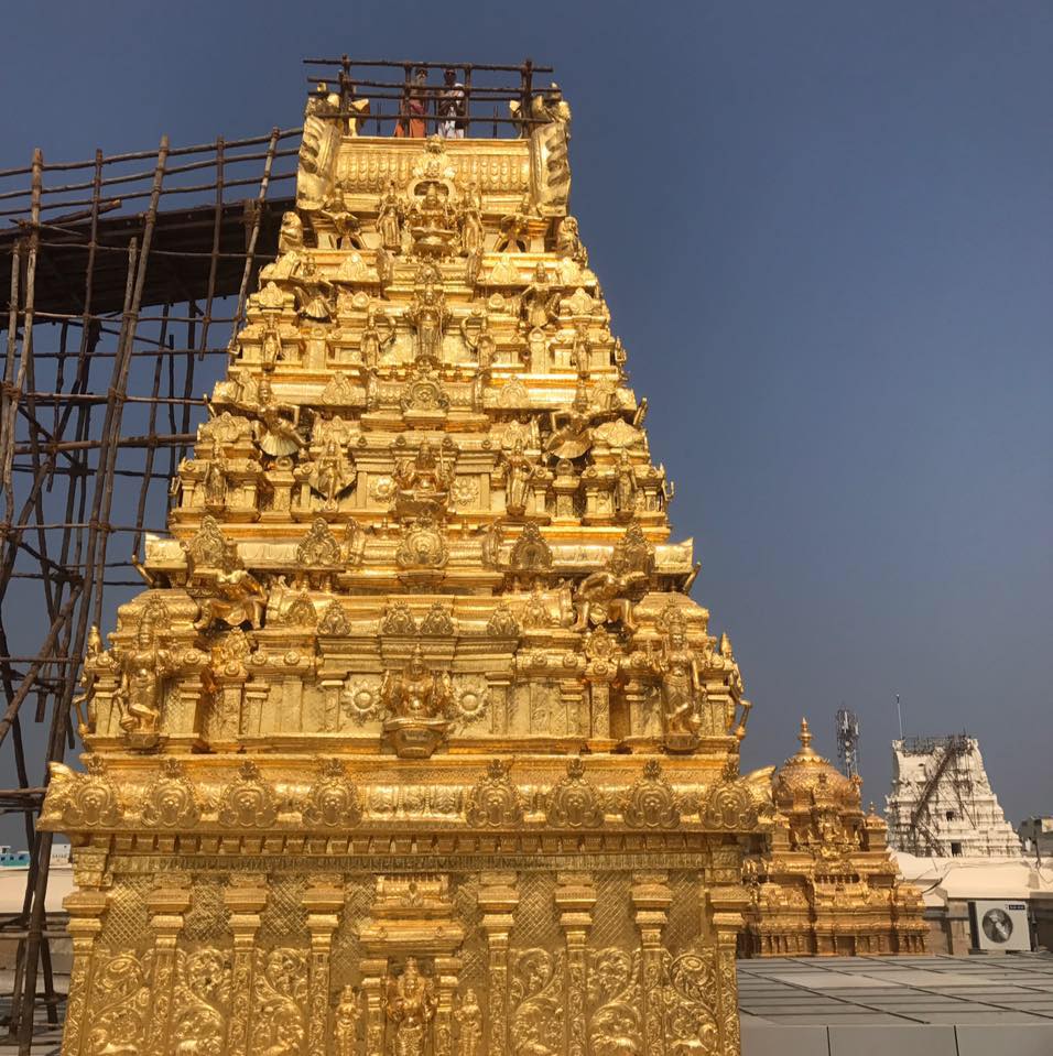 Shankara!: Saffron and the Golden Kalasams for Sri Kamakshi!