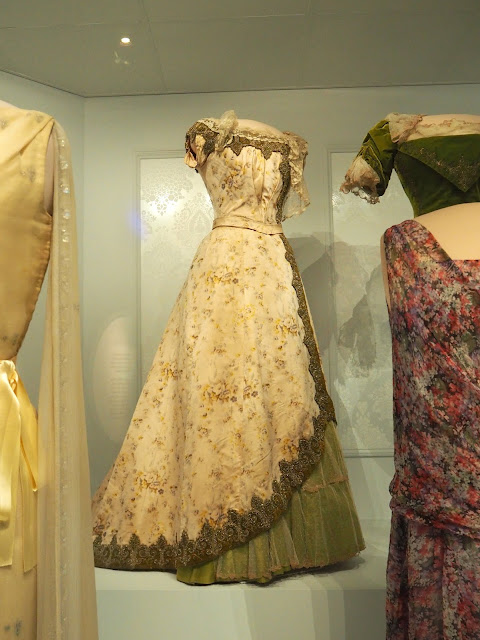 First Ladies Dresses: National Museum of American History - SUGAR LANE