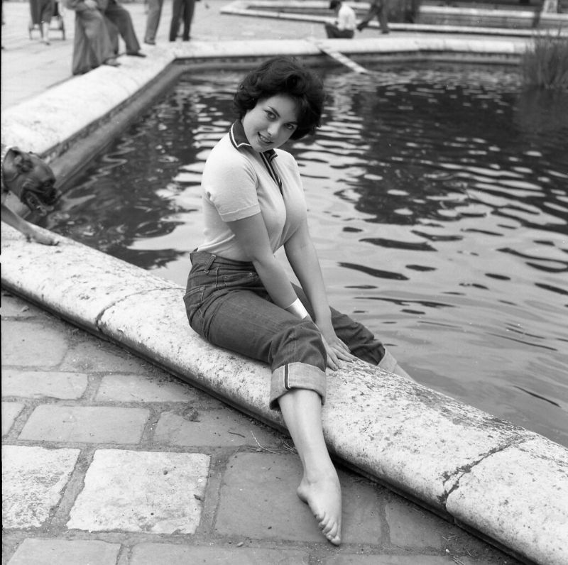 40 Glamorous Photos Of English Pin Up Model June Palmer In The 1960s