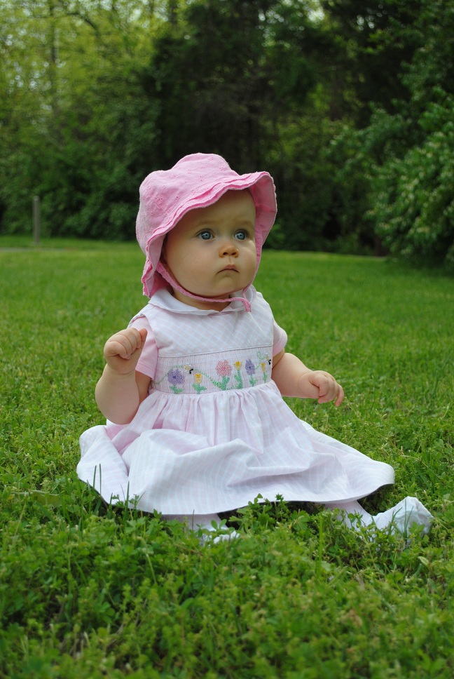 Babes and Bellies: How to Do Your Own Baby Photo Shoot!