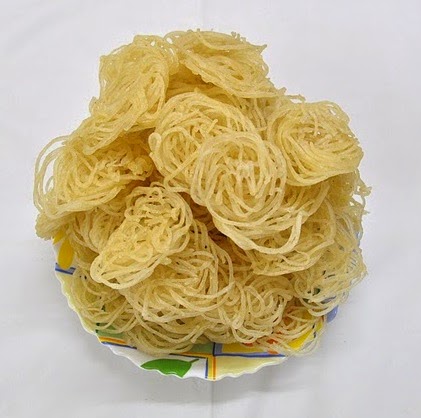 Paripoorna Paksiddhi : KURDAI KOSHIMBIR / KURDAYANCHI KOSHIMBIR