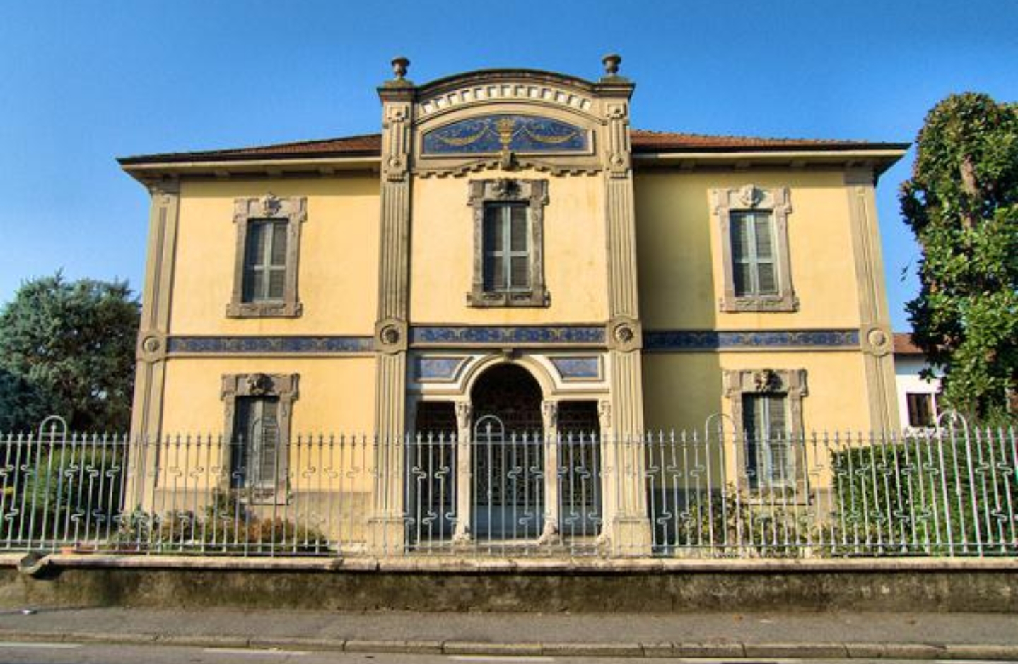 Casaproject Legnano- Studio Immobiliare: Lo Stile Liberty