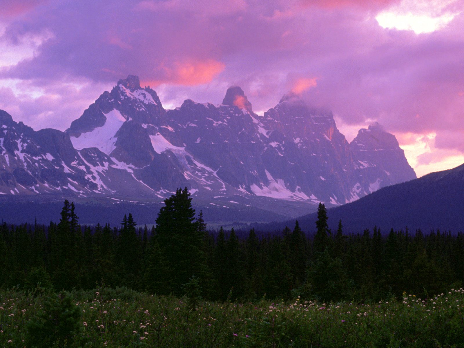 The Real Beauty Of Canadian Rockies | World