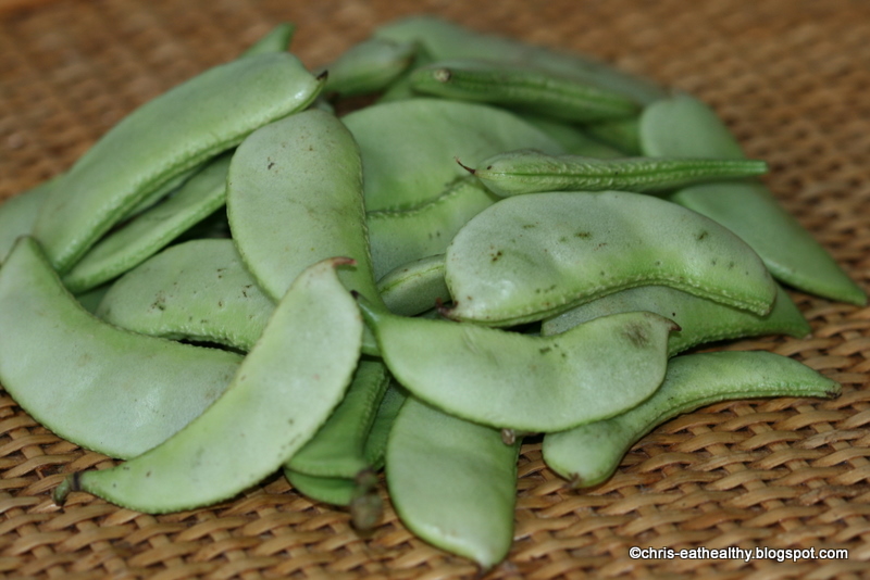 chris-eathealthy: Stir-fried fresh “eyebrow beans” with bacon