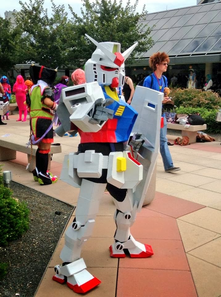 GUNDAM GUY: Gundam Cosplay: RX-78-2 Gundam